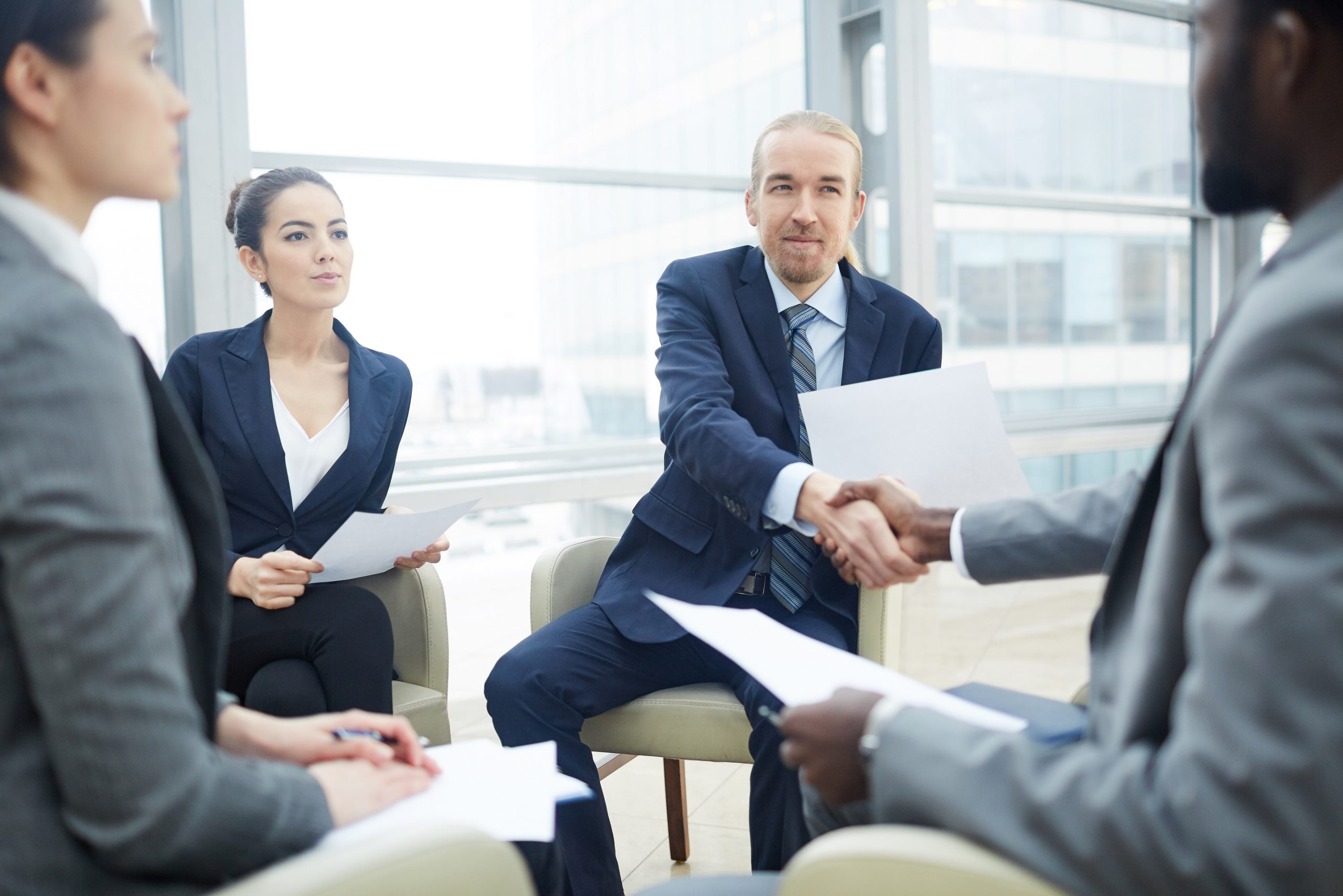 10 Ways to Welcome New Employees - Selectcom